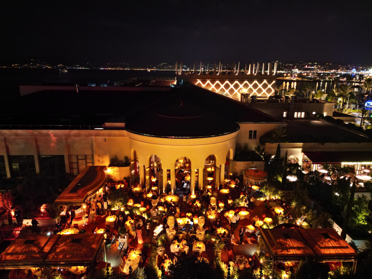 IL GRANDE PALM BEACH CANNES ITALIAN RESTAURANT - IL GRANDE PALM BEACH